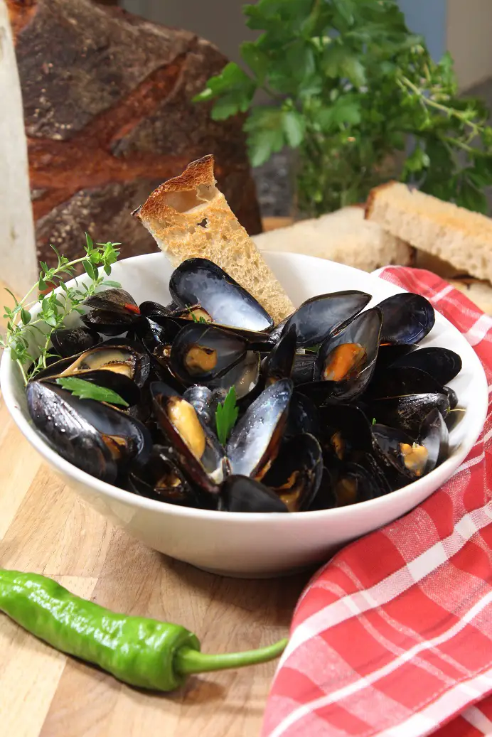 Steamed Mussels in White Wine Recipe | Pasquale Sciarappa Recipes